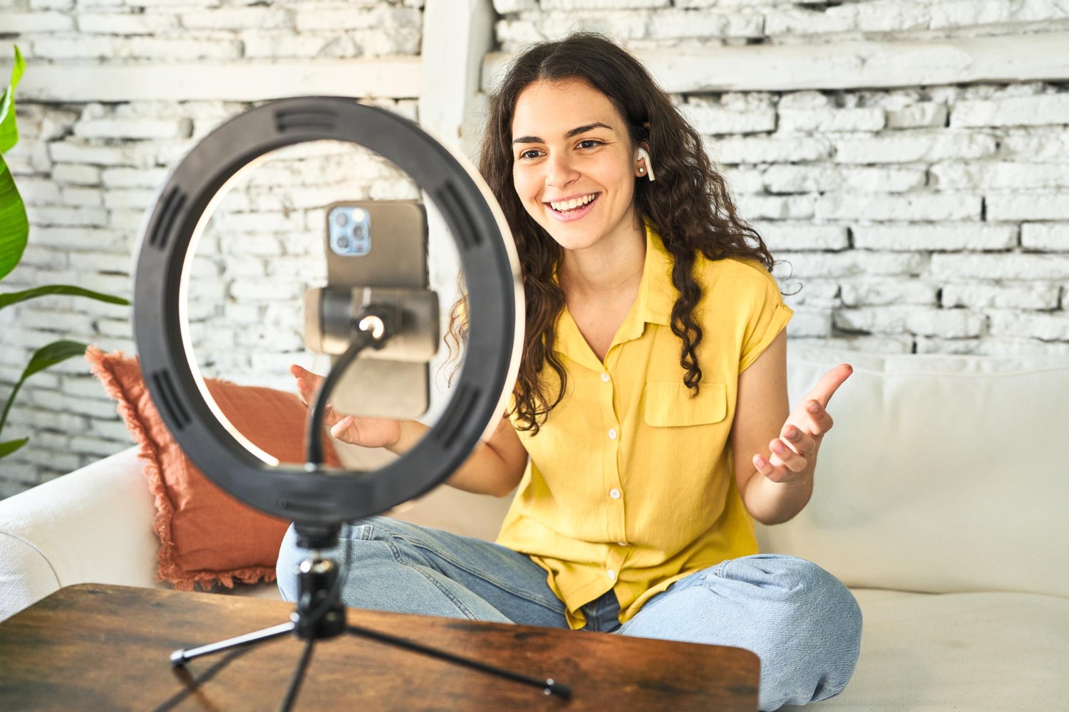 Your Guide to Choosing a Creator Niche (With Examples) - Cre8able